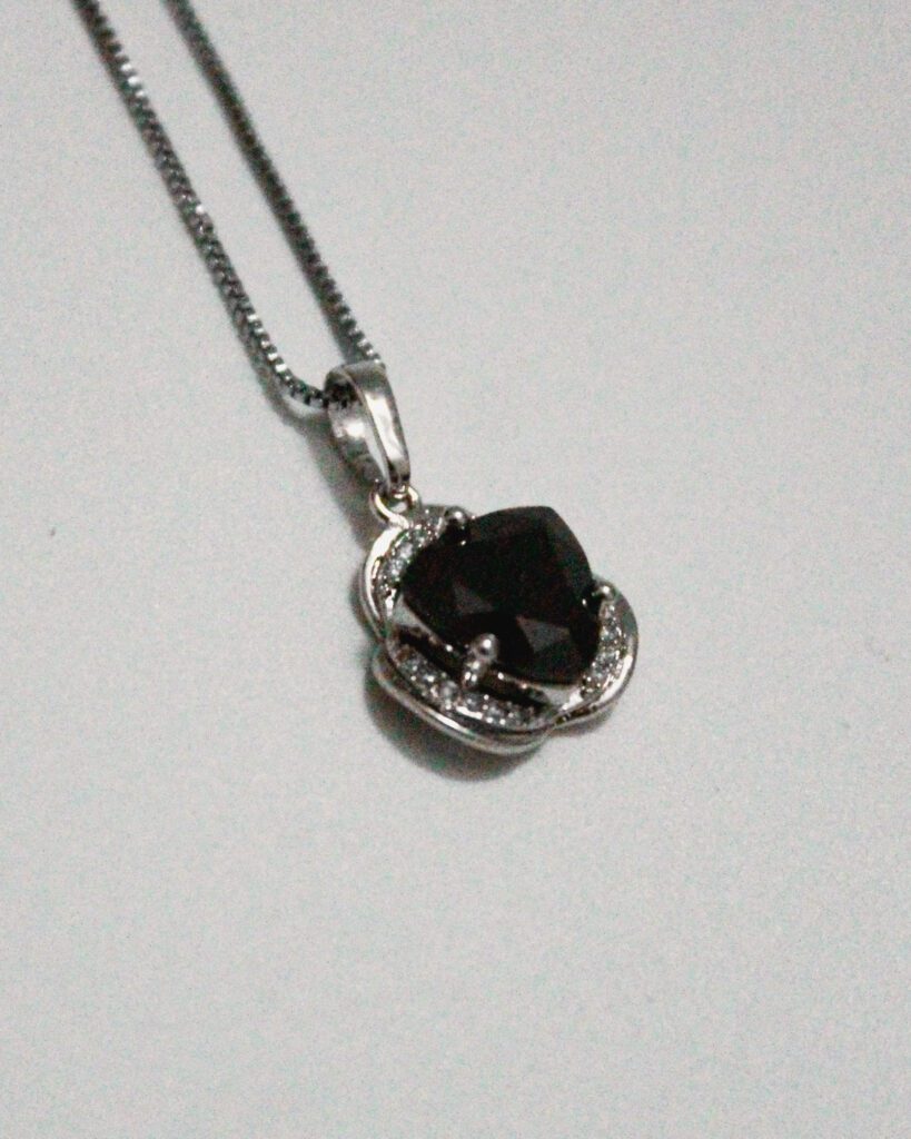 Necklace - Nuzha